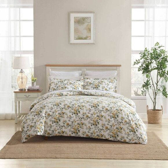 Laura Ashley | Bedding | Laura Ashley King Roses Duvet Cover Set Gold ...